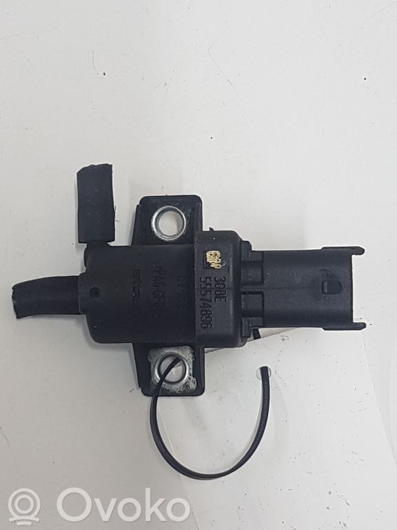 55574896 Opel Astra K Électrovanne turbo, 17,00 € | OVOKO