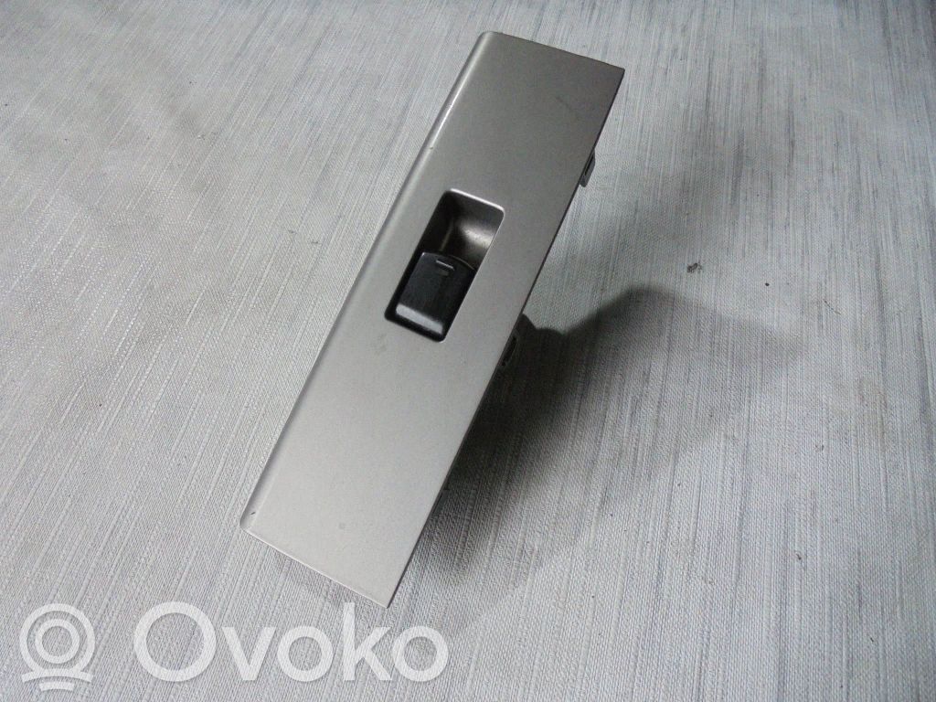 80960-EB670 Nissan Navara D40 Interrupteur léve-vitre, 12,94 € | OVOKO