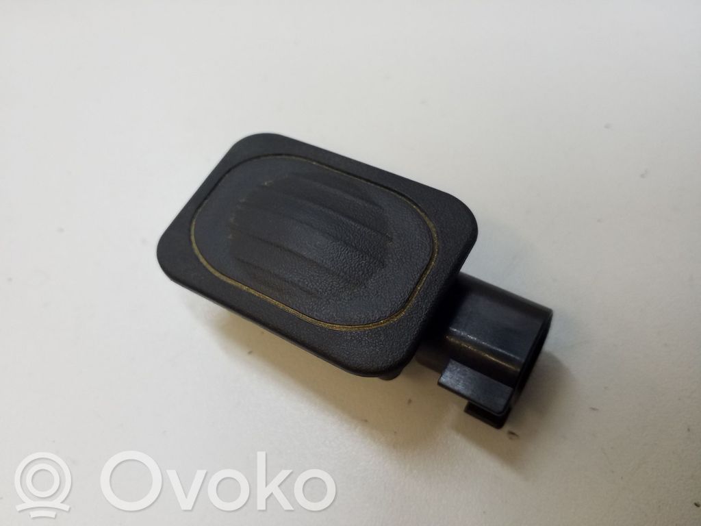 68303988AA Jeep Cherokee Atidarymo rankenėlė galinio dangčio (išorinė ...