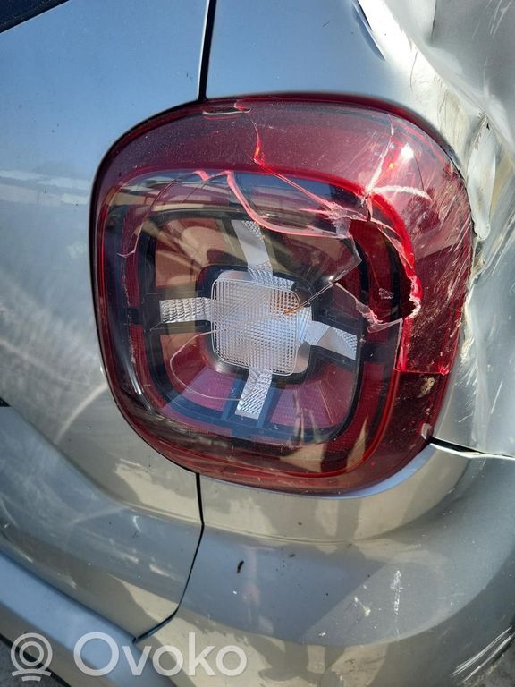 Dacia Duster II Tail light bulb cover holder, €22.50 | RRR