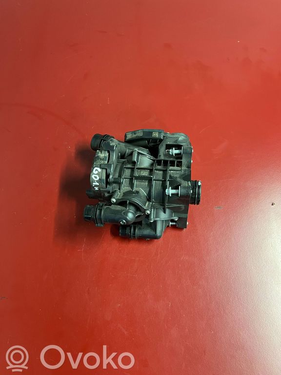 8642560 BMW X3 G01 Boîtier de thermostat / thermostat, 35,00 € | OVOKO