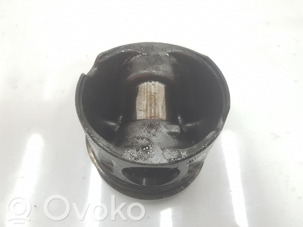 PISTON306DT Land Rover Range Rover Sport L494 Piston with connecting rod, €121.00 | RRR