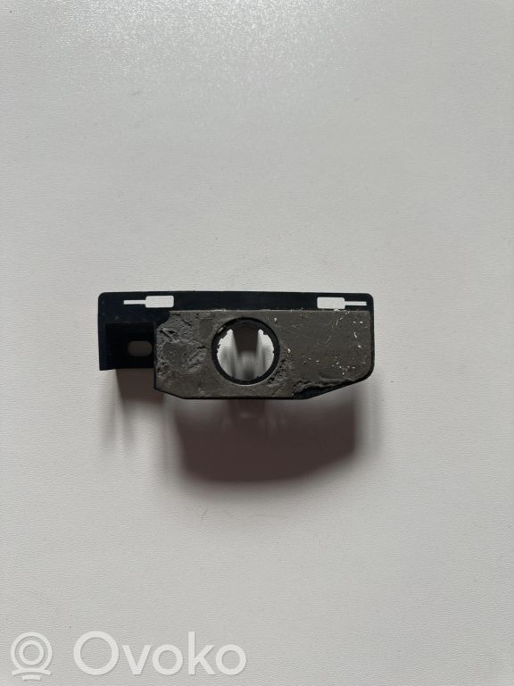 87622AN01A Subaru Legacy VII Rear parking sensor holder (PDC), €20.00 | RRR