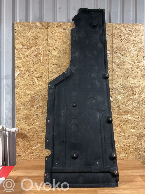 74850610 BMW 5 E60 E61 Center/middle under tray cover, €30.00 | RRR