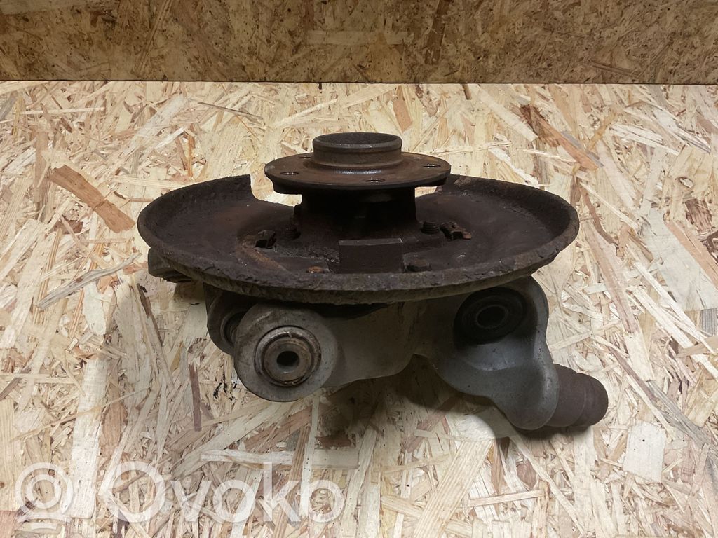 9157115 Volvo V70 Pivot de moyeu arrière, 30,00 € | OVOKO