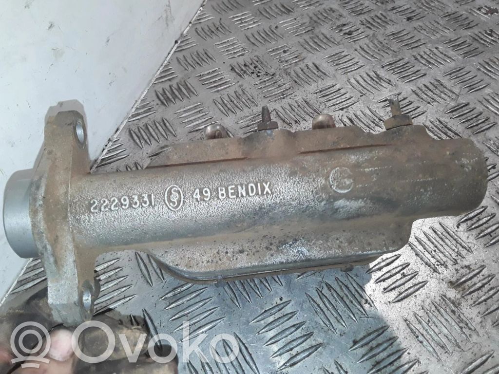 2229331 Jeep Cherokee XJ Servo-frein, 64,55 € | OVOKO