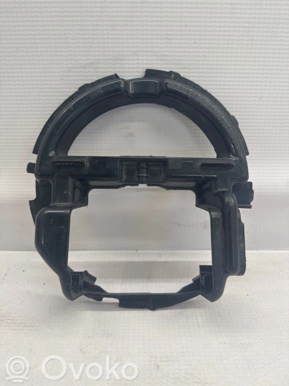 A2058880200 Mercedes-Benz C W205 Distronic-anturin kiinnike, 34,99 ...