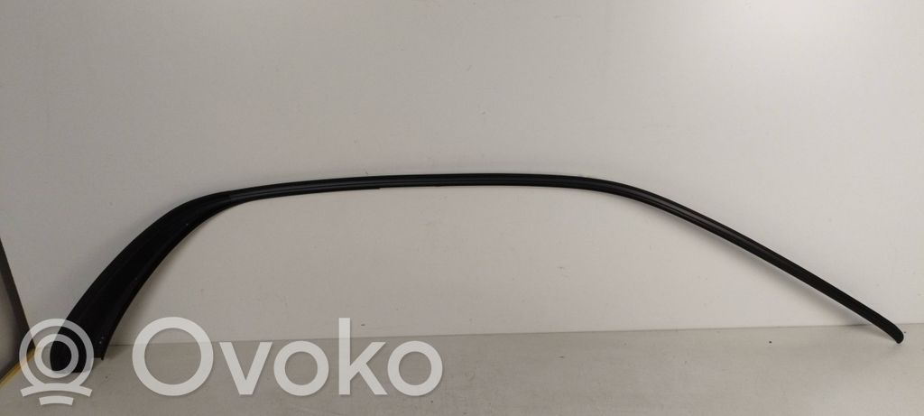 62720FA020 Subaru Impreza I Roof trim bar molding cover, €30.00 | RRR