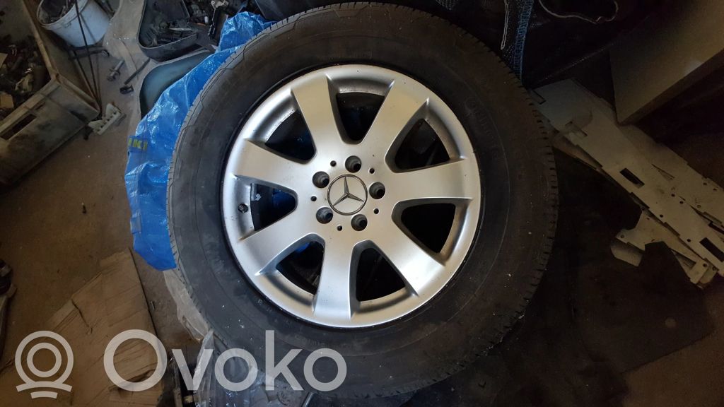 A2514011002 Mercedes-Benz R W251 Jante alliage R12, 70,00 € | OVOKO