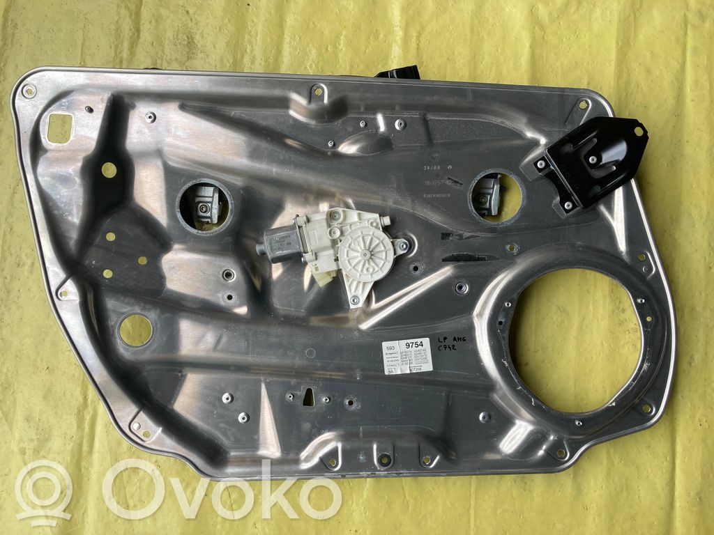 A2047600734 Mercedes-Benz C AMG W204 Moteur porte coulissante latérale ...