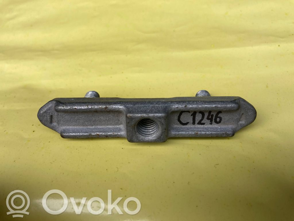 MEZ946 Mercedes-Benz C W204 Cylindre hydraulique de toit pliant ...