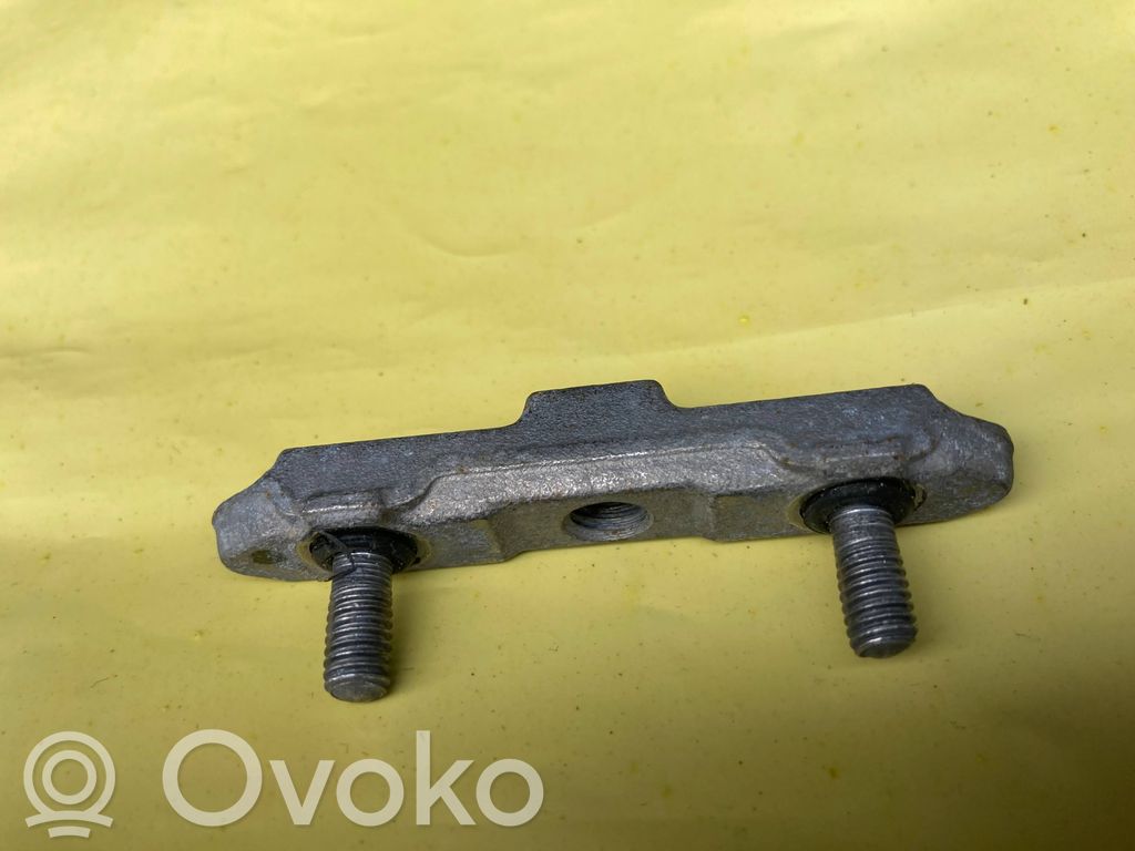 A2186500055 Mercedes-Benz C AMG W204 Cylindre hydraulique de toit ...