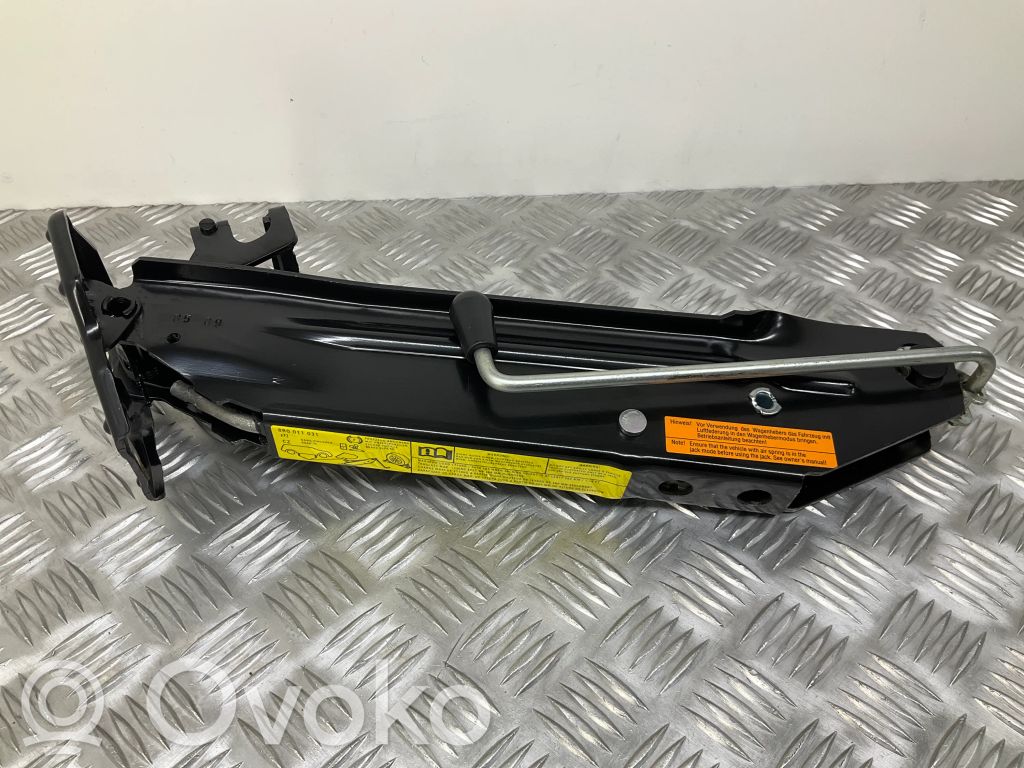 8R0011031 Audi Q5 SQ5 Lift Jack, €25.00 | RRR