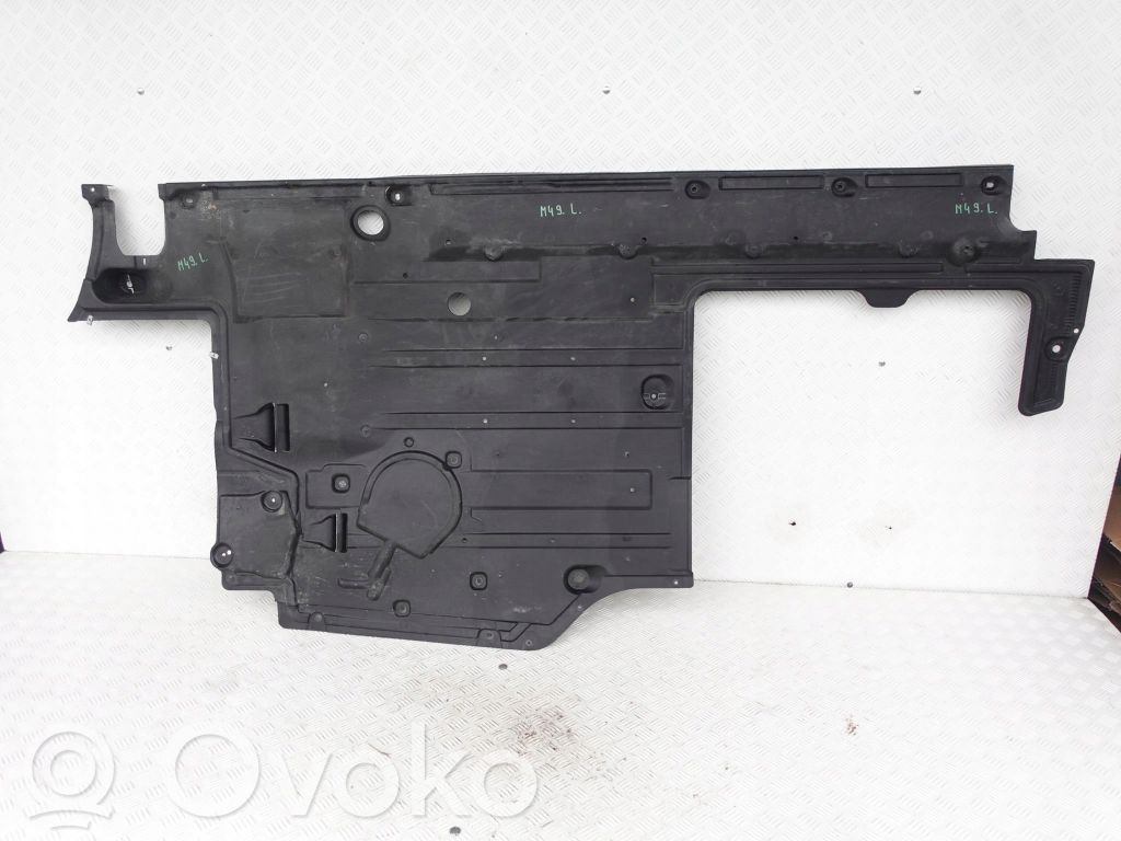A4476802503 Mercedes-Benz V Class W447 Center/middle under tray cover ...