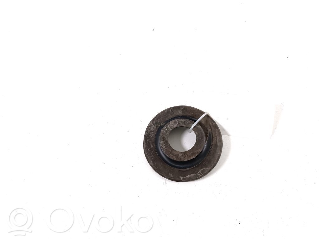 5Q0512149F Cupra Leon Ylempi etutukivarren kiinnitys, 13,00 € | OVOKO
