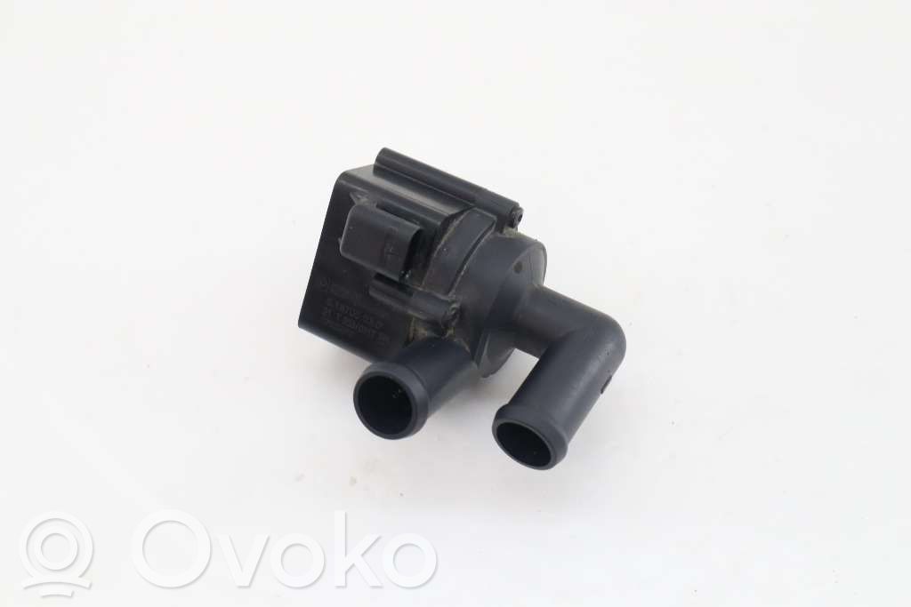 32324816 Volvo S90, V90 Pompe à eau de liquide de refroidissement, 88 ...