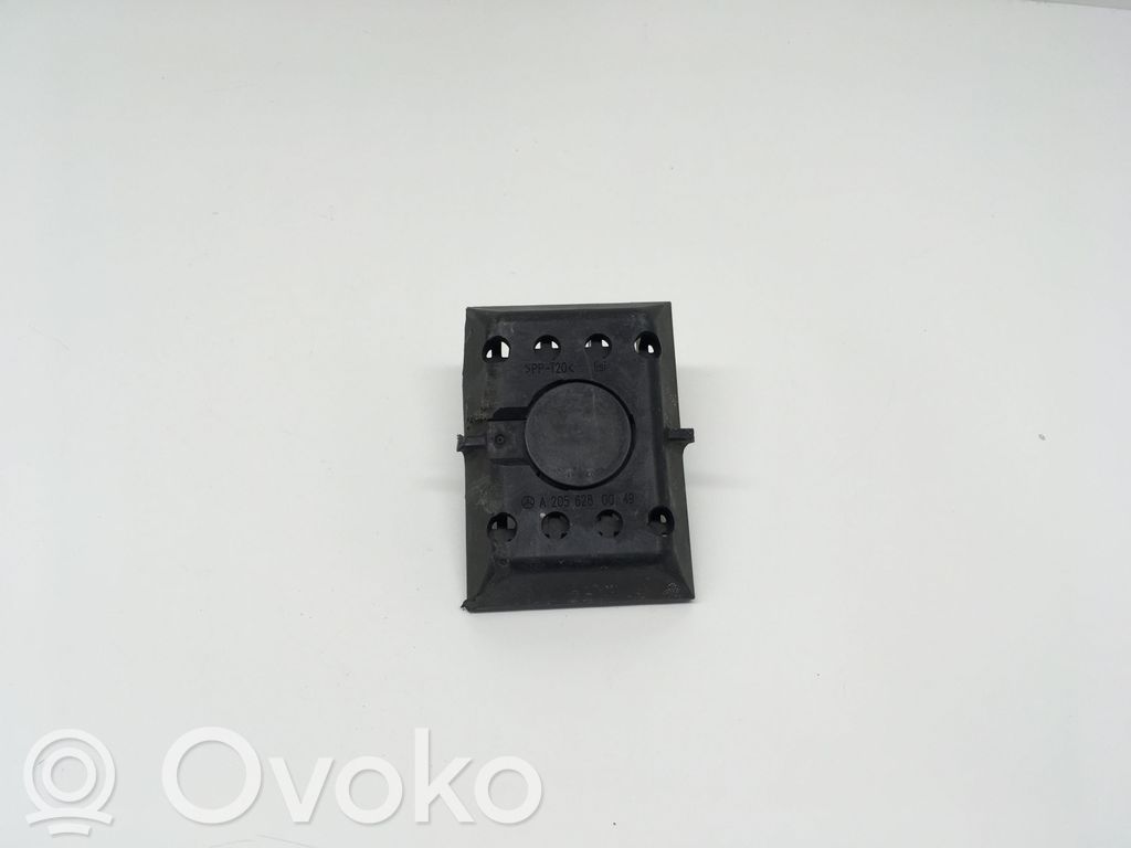 A2056280049 Mercedes-Benz C W205 Other body part, €8.00 | RRR