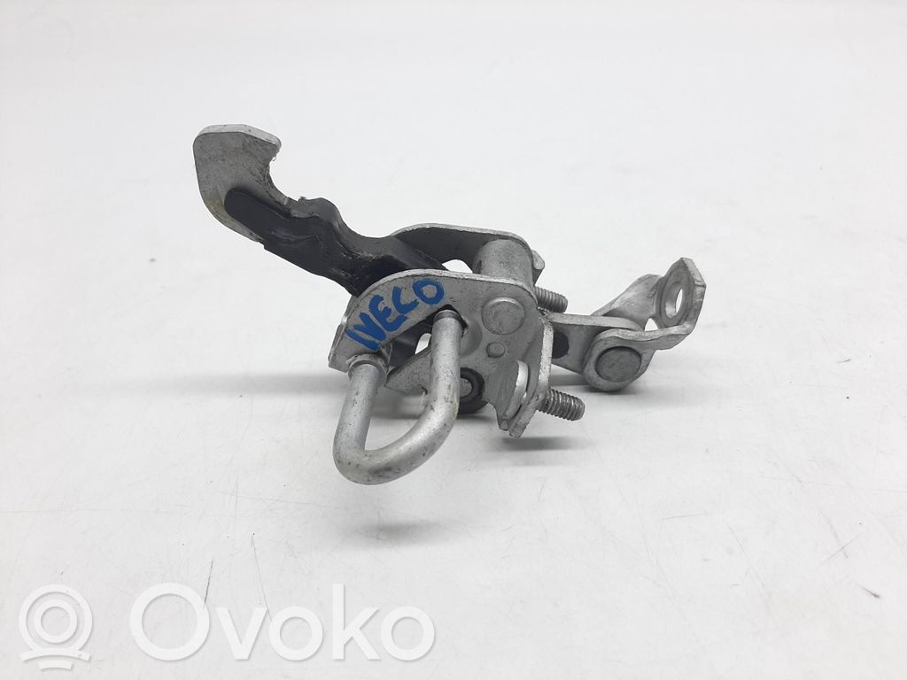 02595 Iveco Daily 6th gen Front door check strap stopper, €43.18 | RRR