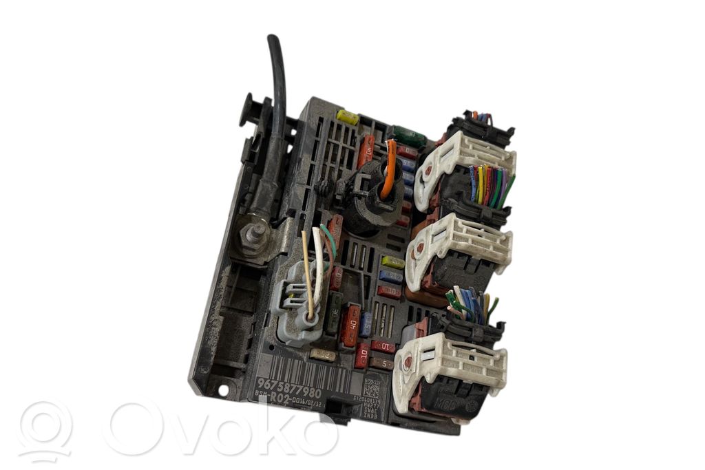 9675877980 Peugeot 3008 I Boîte à fusibles, 60,00 € | OVOKO