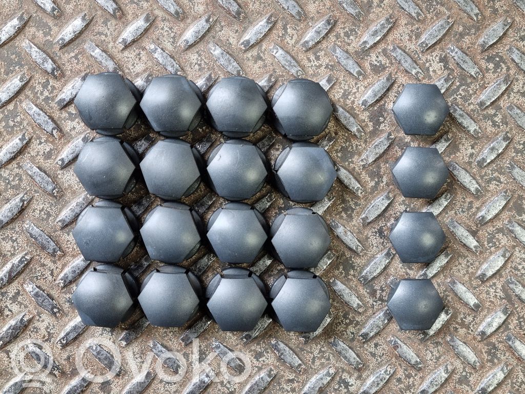 31660705 Volvo XC60 Ratų varžtų/ veržlių dangtelis (-iai), 26,00 € | RRR