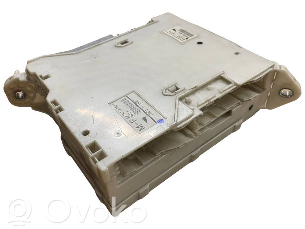 8273030631 Lexus GS 300 350 430 450H Module de fusibles, 40,00 € | OVOKO