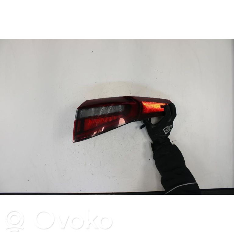 50535805 Alfa Romeo Stelvio Rear/tail lights, €184.00 | RRR