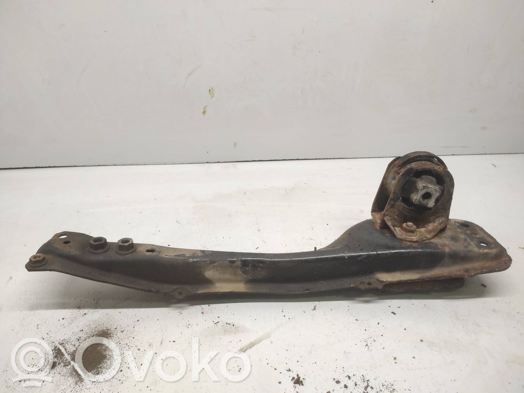 Toyota Corolla Verso E121 Front subframe, €10.00 | RRR
