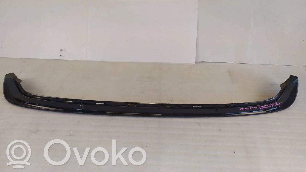 32296930 Volvo S90, V90 Takapuskurin alaosan lista, 141,18 € | OVOKO