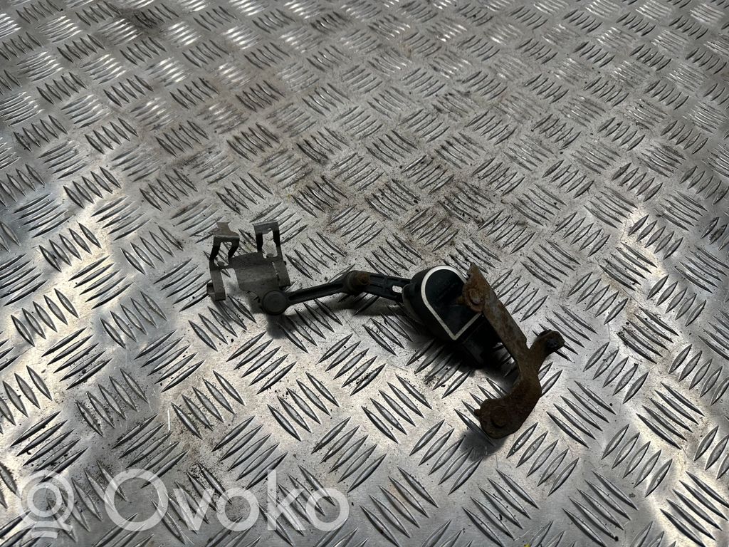 A0009053704 Mercedes-Benz GLC X253 C253 Rear air suspension level ...