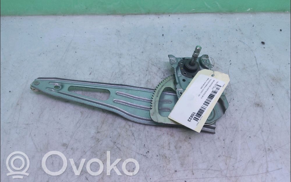 698300D120 Toyota Yaris Rear window lifting mechanism without motor, € ...