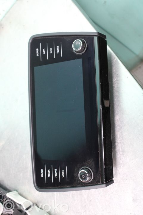 5E0919605N Skoda Octavia Mk3 (5E) Radio/CD/DVD/GPS head unit, €401.79 | RRR