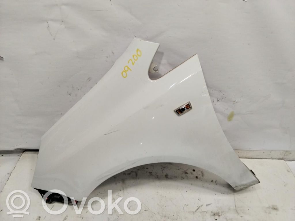 NOTIENEREFERENCIA Opel Corsa D Arche d'aile avant, 33,82 € | OVOKO