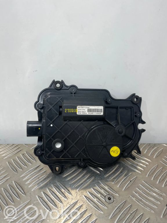 4E0837059 Audi A8 S8 D3 4E Rear door lock, €8.00 | RRR