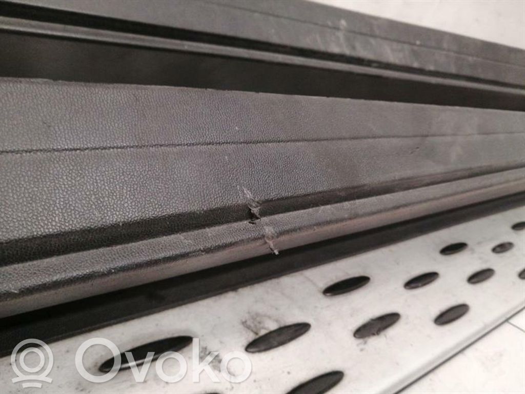 RGM15998 Mercedes-Benz GLE (W166 - C292) Marche-pieds A1666900175 ...