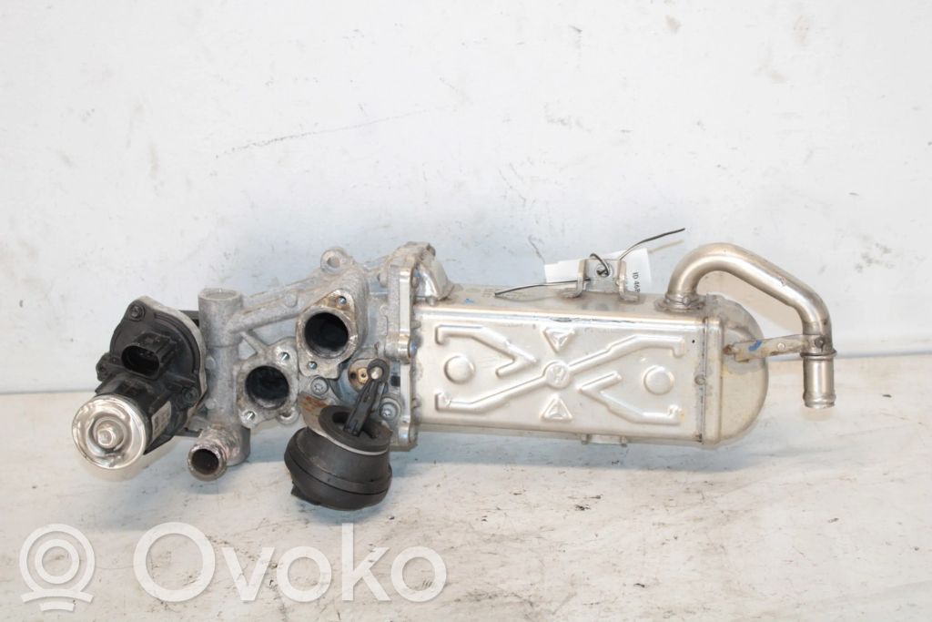 03L131512CF Volkswagen Caddy Refroidisseur de vanne EGR, 10,00 € | OVOKO