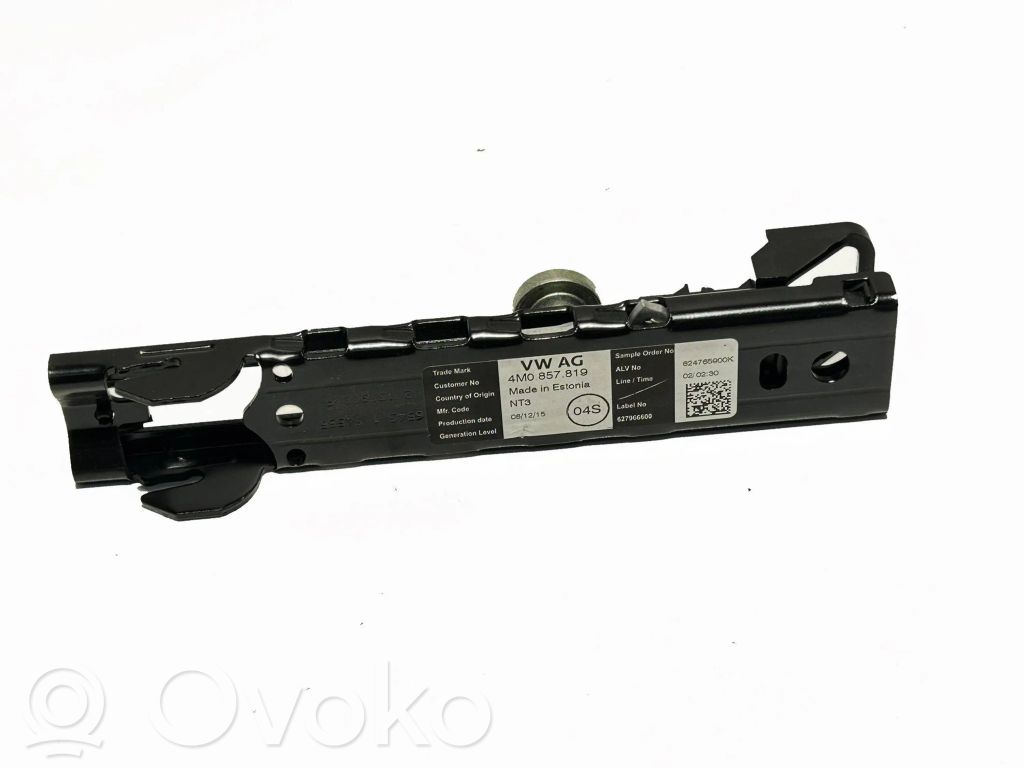 4M0857819 Skoda Superb B8 (3V) Rail de réglage hauteur de ceinture de ...