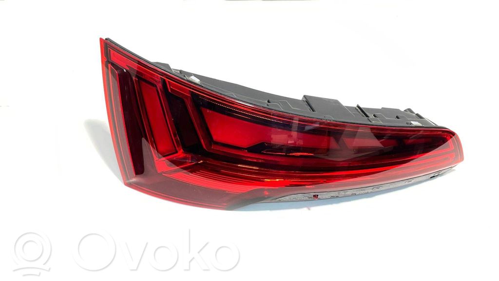 80A945075B Audi Q5 SQ5 Tailgate rear/tail lights, €249.00 | RRR