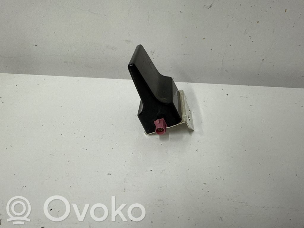 68293977AA Dodge Charger Antenne GPS, 9,14 € | OVOKO