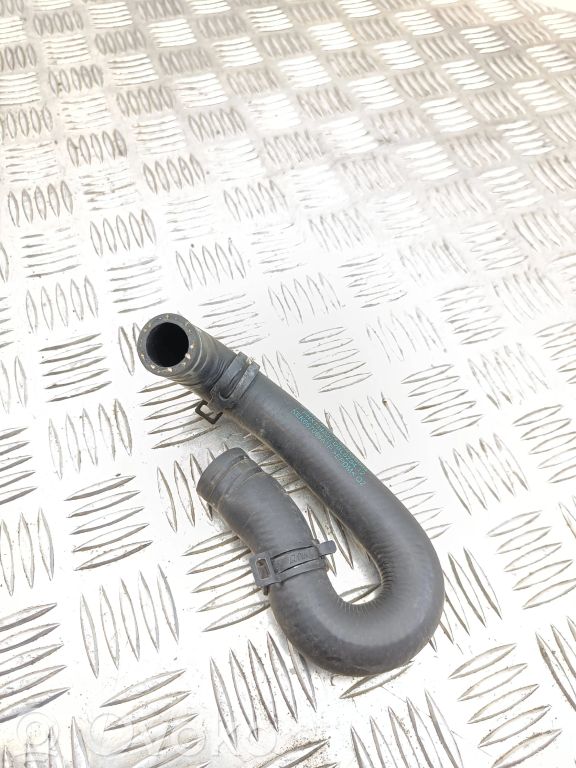 A2048301296 Mercedes-Benz C W204 Tuyau de liquide de refroidissement ...