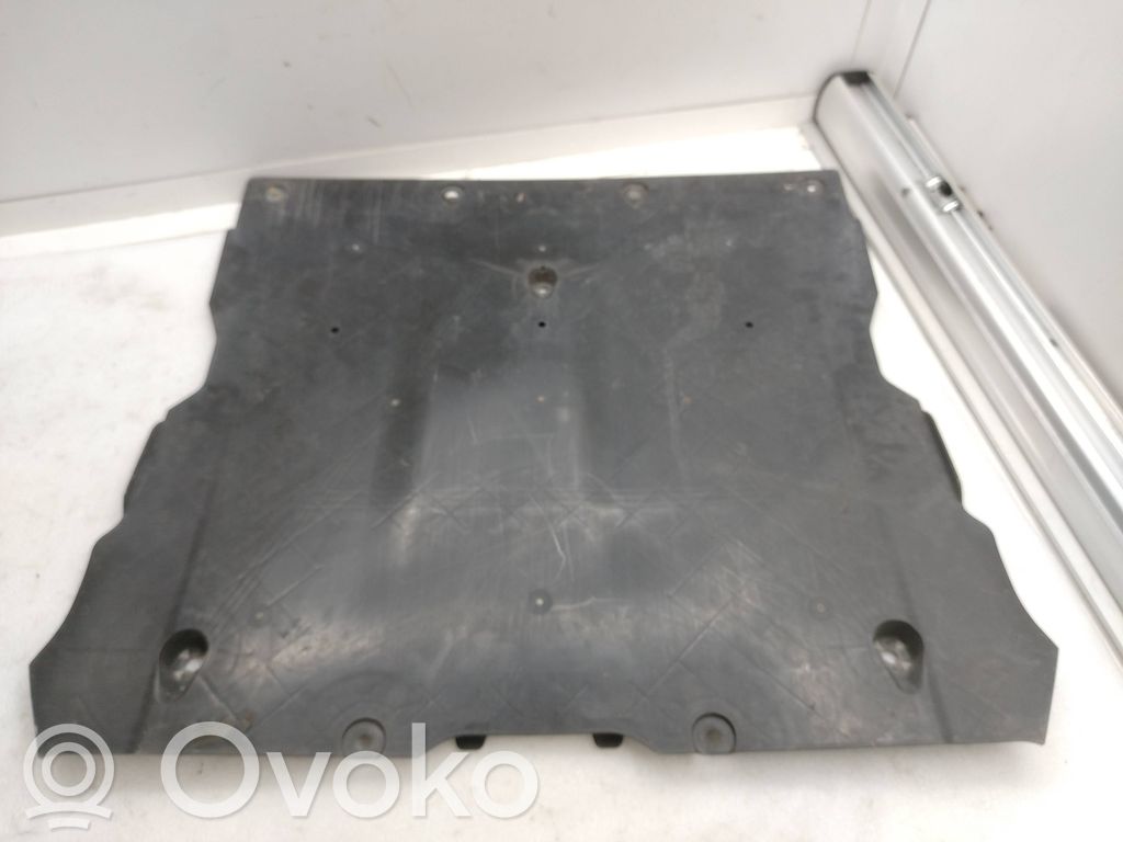 149915100C Tesla Model Y Cache de protection sous moteur, 120,00 € | OVOKO