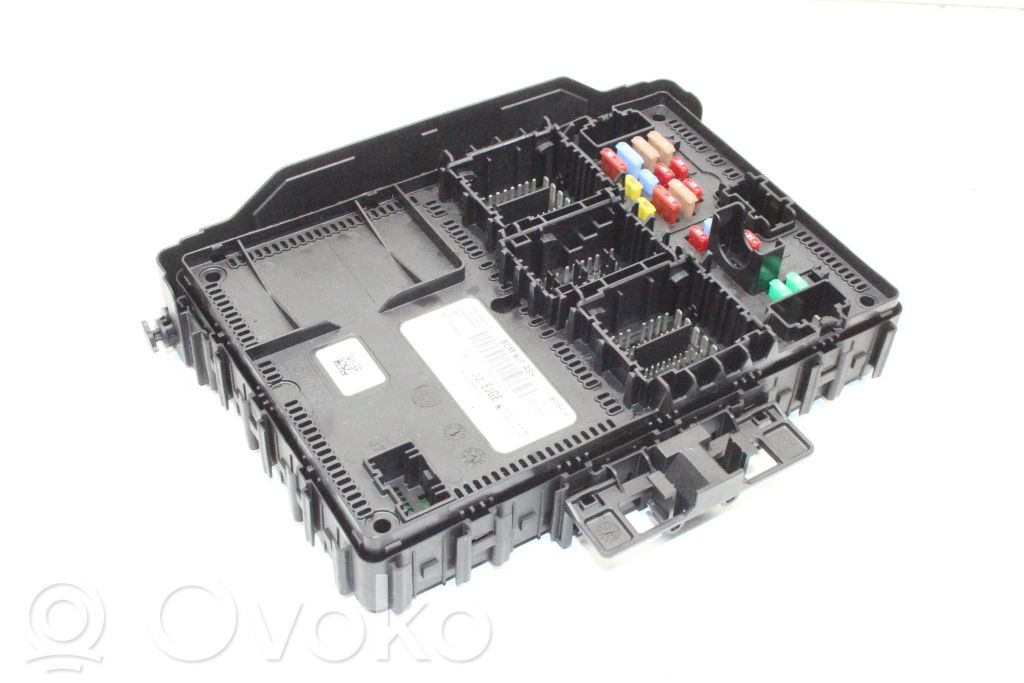 LU5T15604EJGE Ford Focus Module de fusibles, 250,00 € | OVOKO