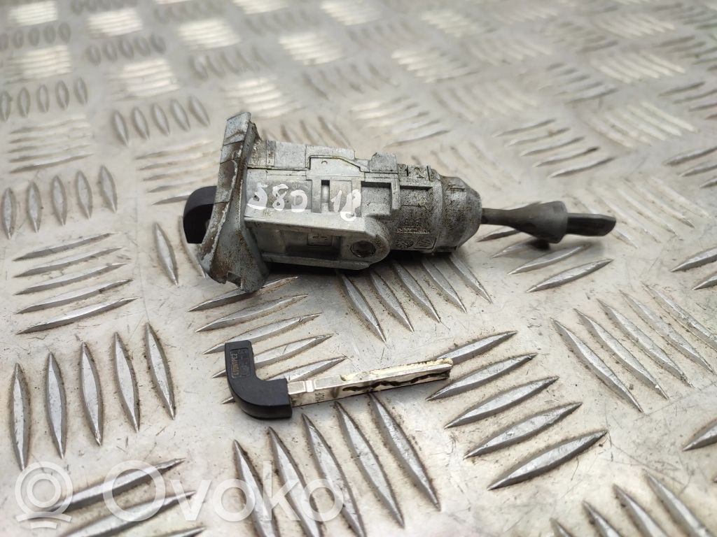 Volkswagen PASSAT B8 Front door lock (next to the handle), €58.81 | RRR