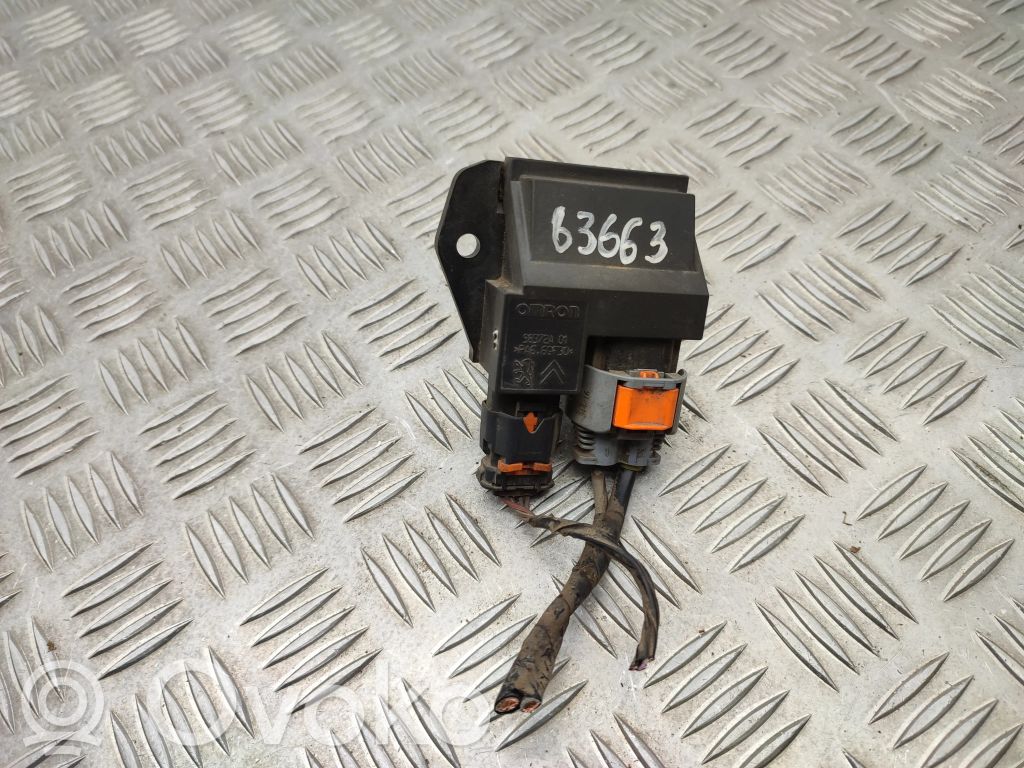 98372A01 Citroen C4 Cactus Relé del ventilador del refrigerador, 24,50 ...