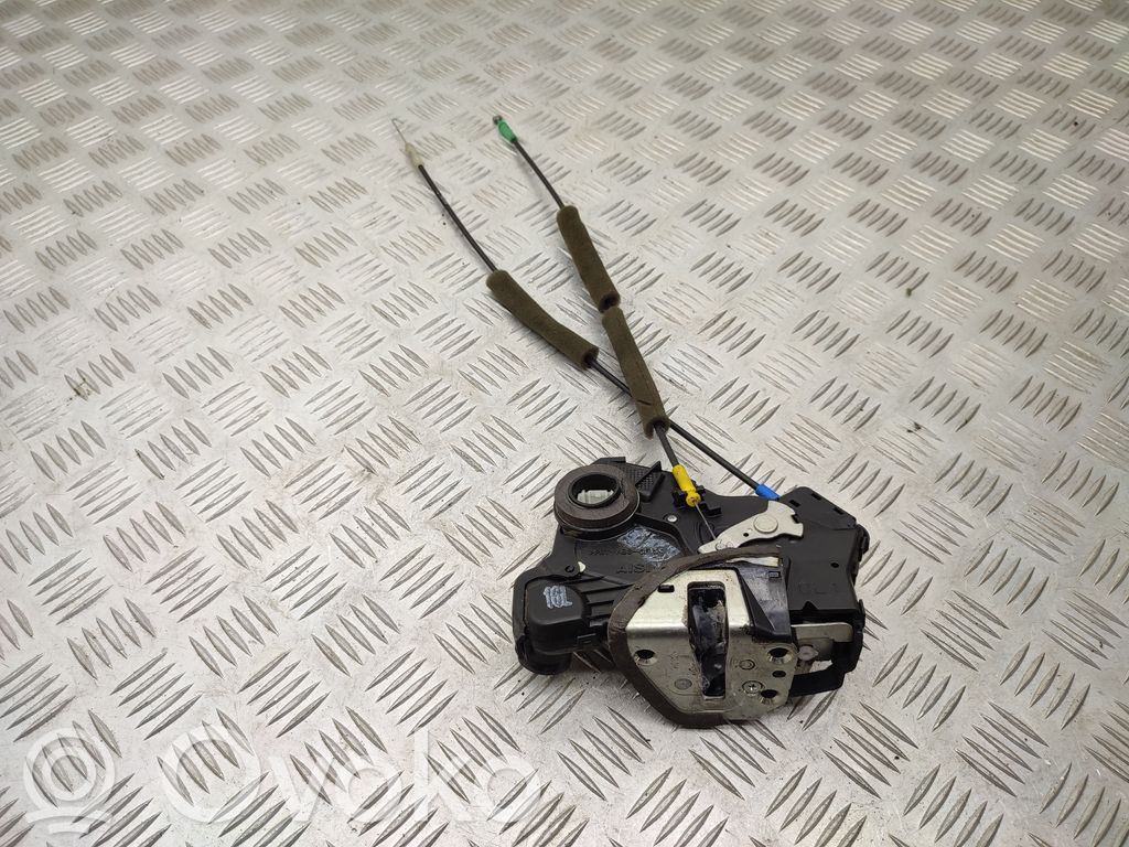 Toyota Corolla Verso AR10 Front door lock, €15.00 | RRR