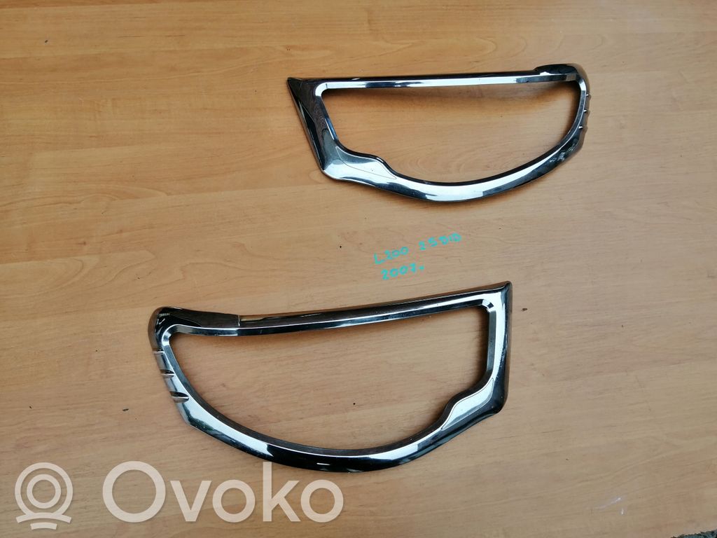 Mitsubishi L200 Under headlight/headlamp trim, €77.65 | RRR