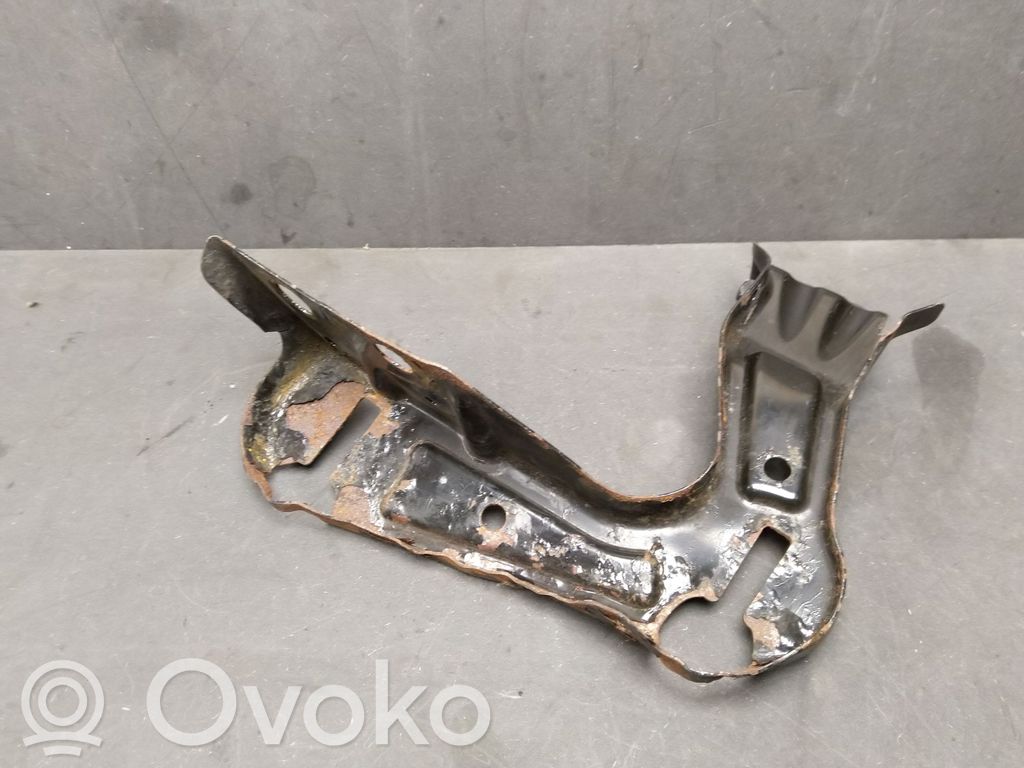 SEA11803 Skoda Octavia Mk2 (1Z) Support phare frontale 1Z0805072A - Pièce auto d'occasion en ...