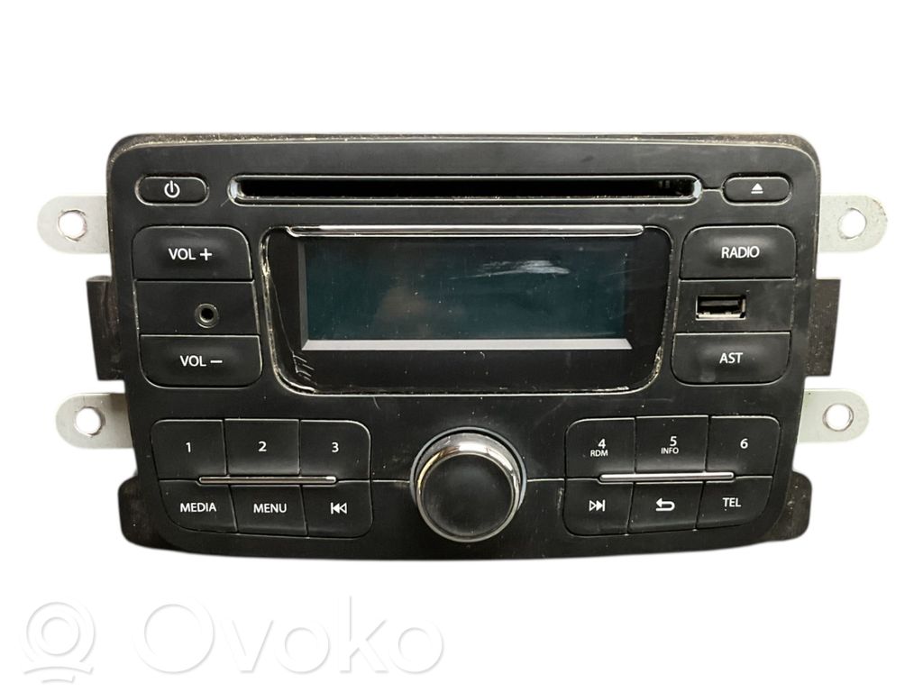 281153889R Dacia Duster Unité principale radio / CD / DVD / GPS, 150,00 ...