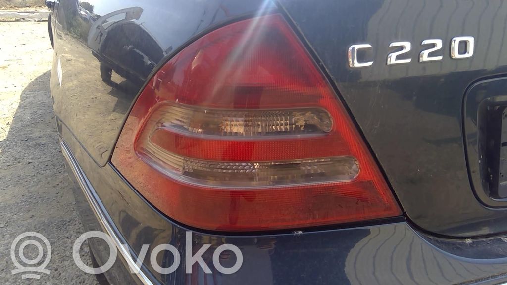 2038200164 Mercedes-Benz C W203 Takavalot, 40,00 € | OVOKO