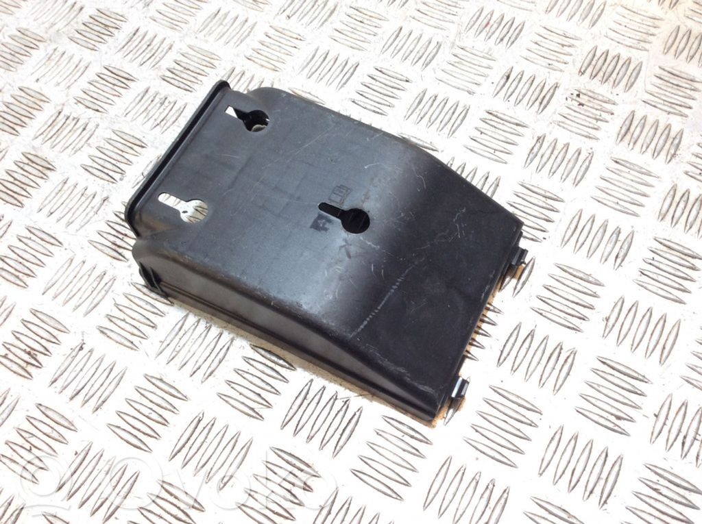 31494567 Volvo XC90 Couvercle de boîte à fusibles, 10,00 € | OVOKO