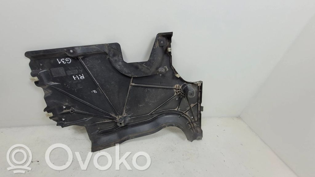 7441180 BMW 5 G30 G31 Center/middle under tray cover, €9.00 | RRR